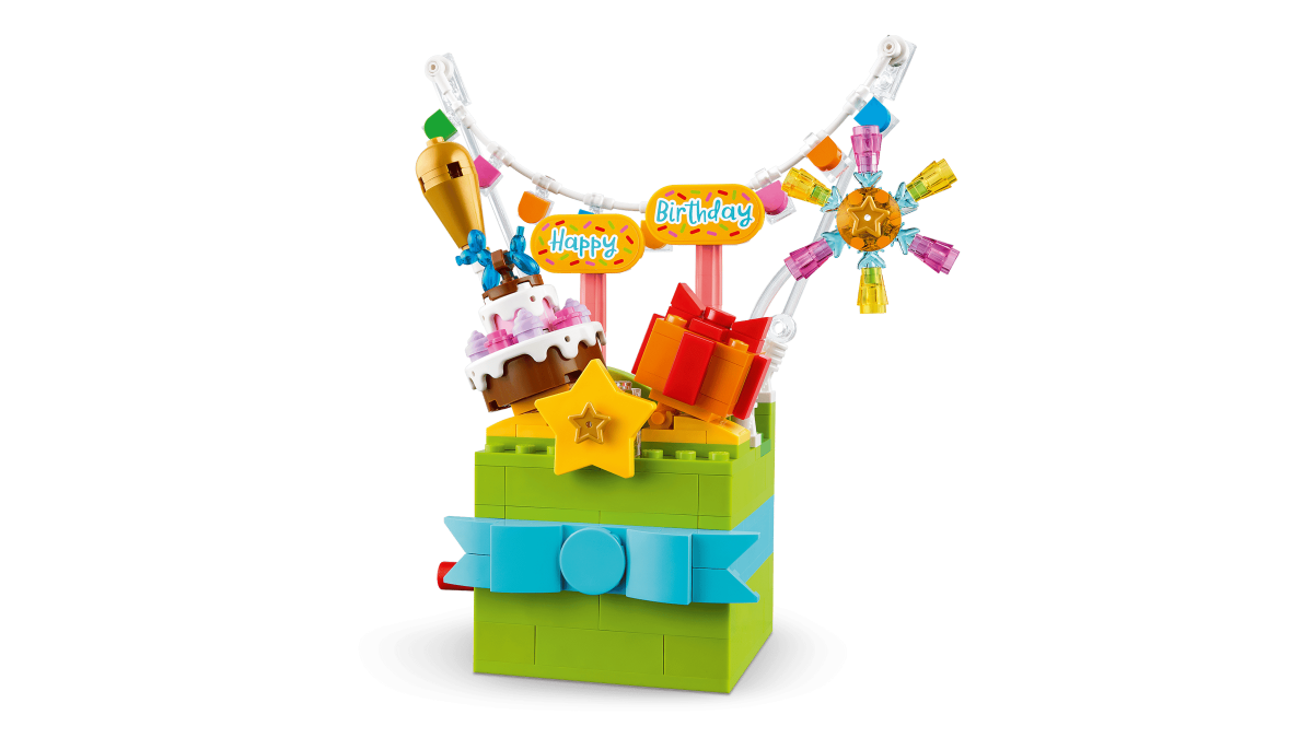 Two new exclusive LEGO April 2026 sets revealed - Brick Fanatics